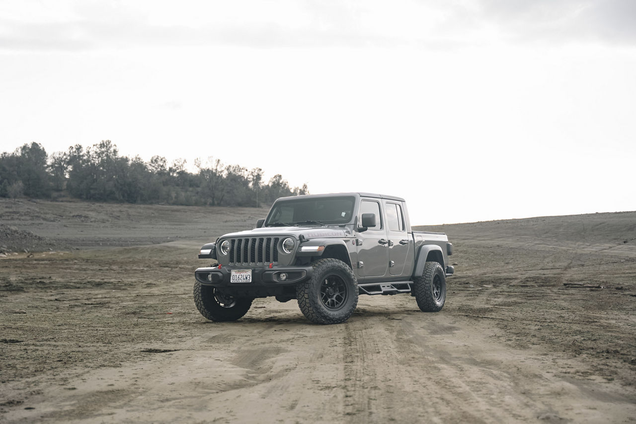 2022 Jeep Gladiator - Pro Comp WRAITH - Black | Wheel Pros